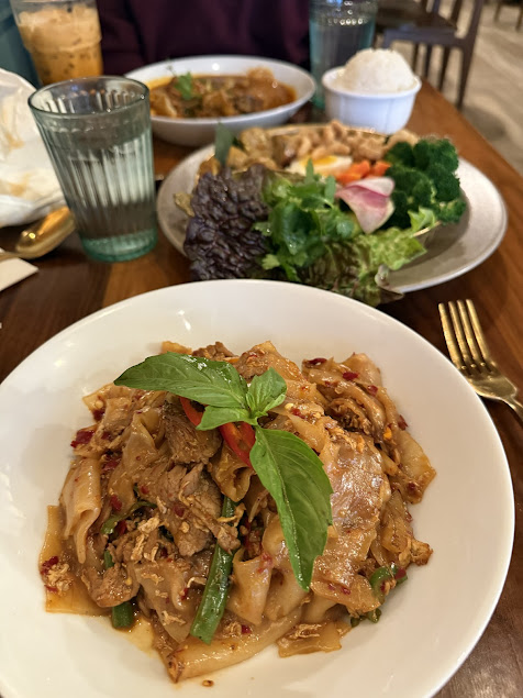 Mitr Thai Menu, Prices, Hours & Location | Taste The Best Thai Food Near You